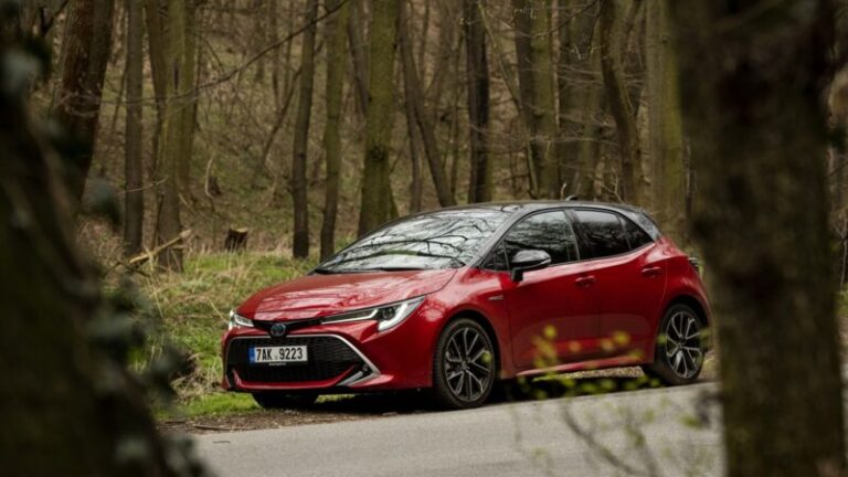 Toyota Corolla - nejlepší kombík a rodinný vůz - TopDrive.cz